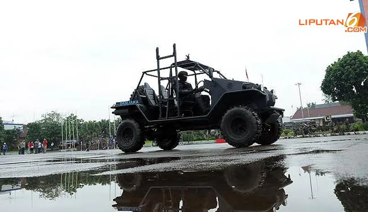 [FOTO] Ini Kendaraan Tempur yang Siap Bebaskan Sandera - Foto Liputan6.com