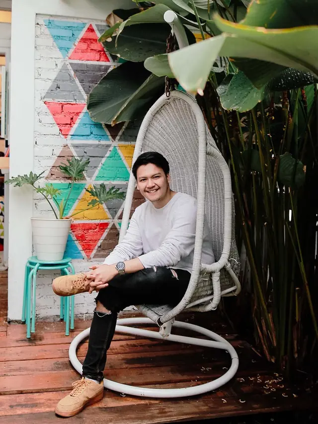 Anak Pertama Lahir, Ilham Smash Beri Nama yang Indah - ShowBiz Liputan6.com