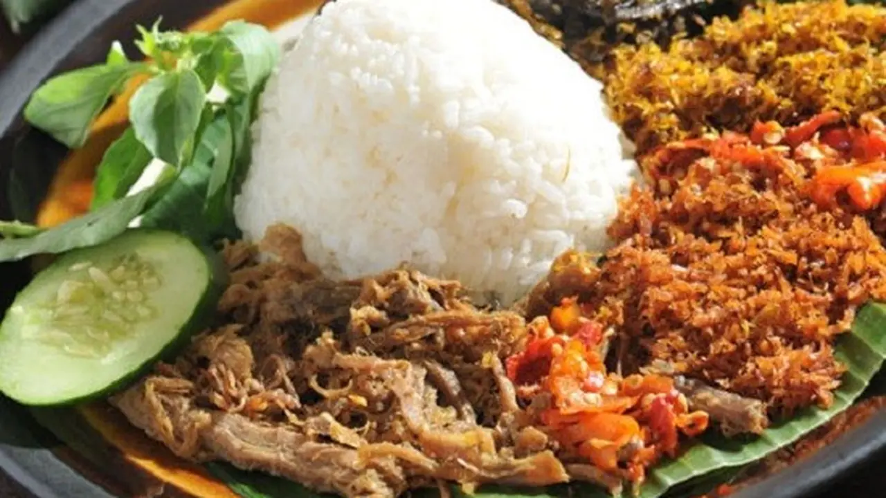 Apa itu Nasi Krawu Khas Gresik? Ini Dia Resepnya - Food Fimela.com