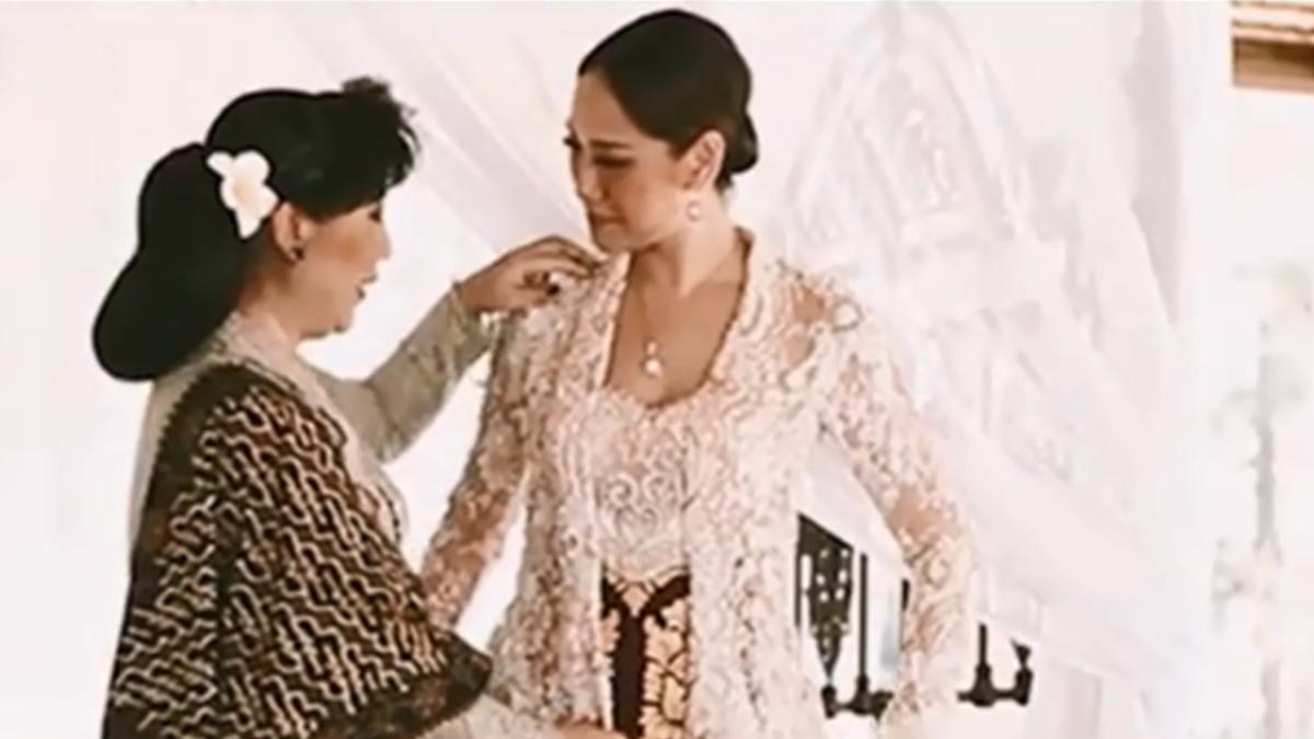 Doa dan Dukungan Anne Avantie di Ultah Bunga Citra Lestari - Lifestyle ...