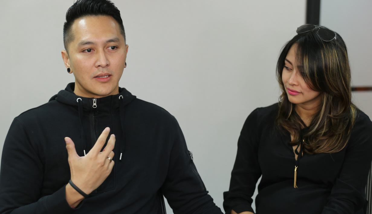 Demian Aditya: Kami Berdua Saling Menjaga Keselamatan - Photo Fimela.com