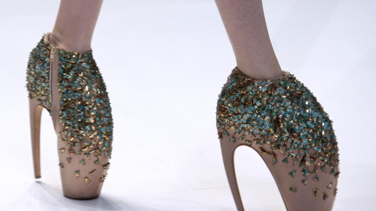 13 Desain Sepatu yang Nggak Baik untuk Kesehatan Mata - Lifestyle ...