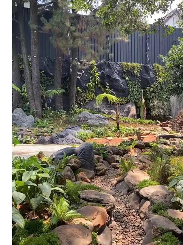 6 Potret Taman Rainforest di Rumah Raffi Ahmad, Ada Air Terjun Mengalir ...