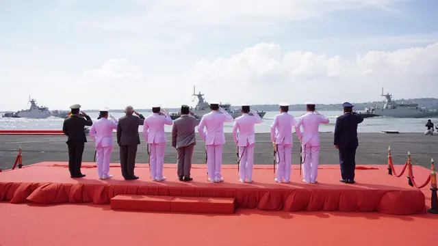 Prabowo Serahkan Dua Kapal Perang Baru Pemburu Ranjau ke TNI AL - News ...