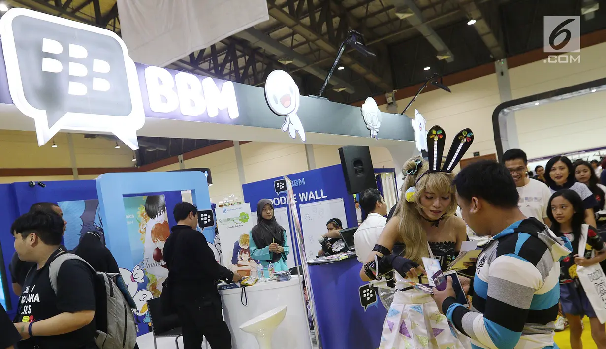PHOTO: Serunya Bermain Webcomics for BBM di Popcon Asia 2017 - Foto ...