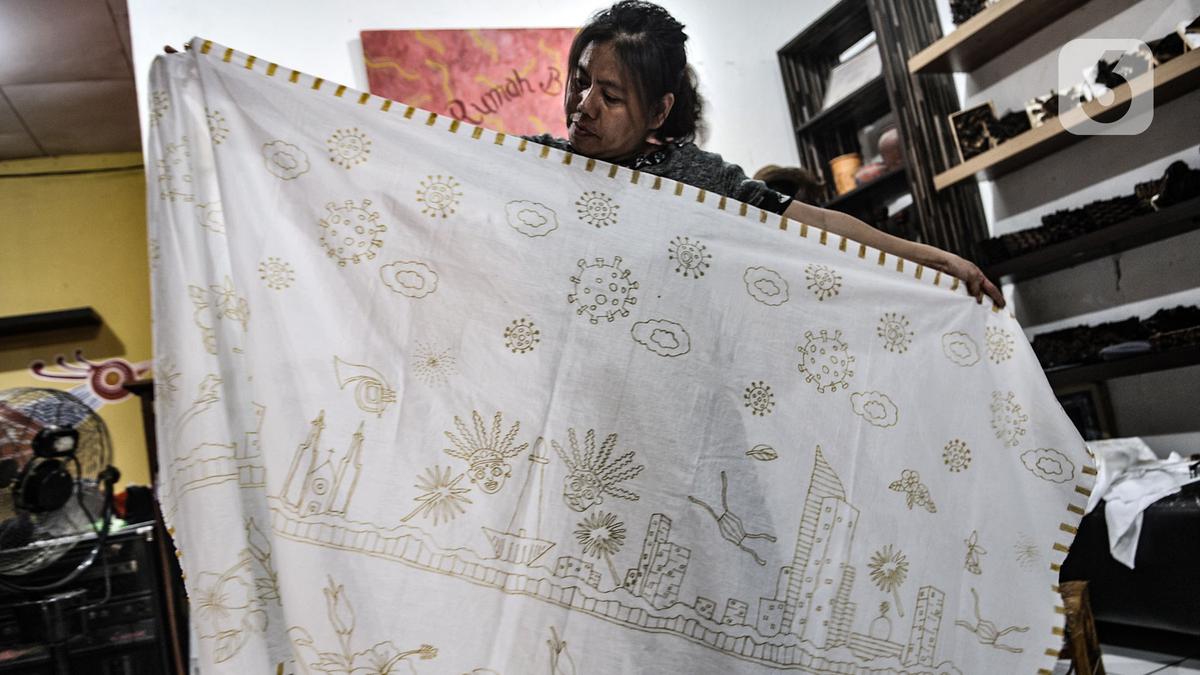 FOTO: Perajin Batik Melawan Pandemi dengan Ciptakan Motif Covid-19 ...