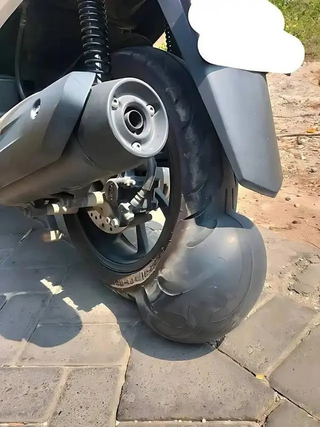 6 Potret Ban Motor Benjol Ini Bikin Tepuk Jidat, Disebut Netizen Hamil ...