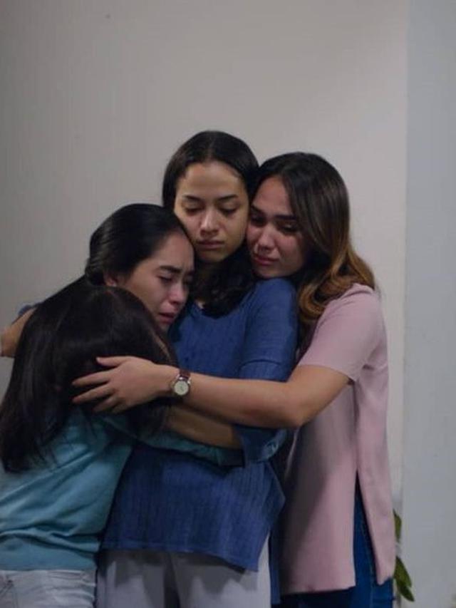 7 Potret Michelle Wanda yang Jadi Sahabat Putri Marino di Layangan Putus