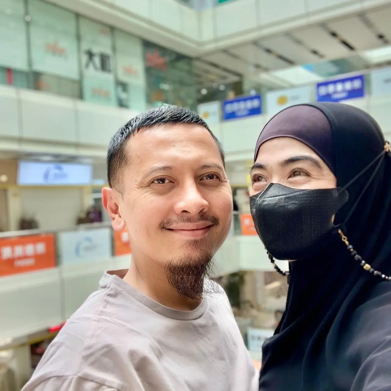 7 Artis Cantik Bahagia Menikah dengan Pendakwah, Ada yang Dipersunting ...