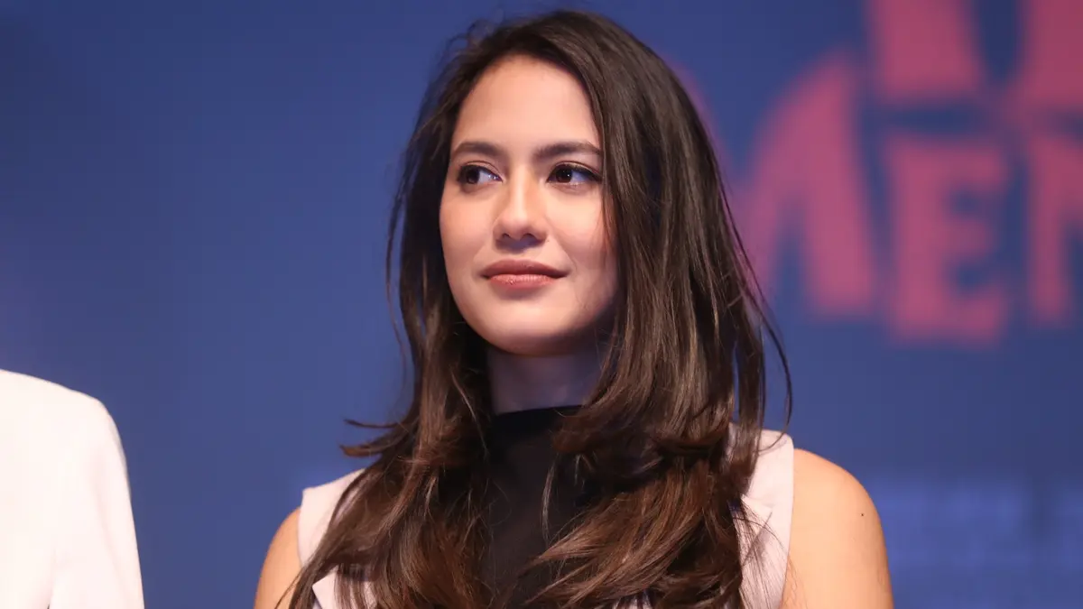 Pevita Pearce Mengaku Tak Ada Hubungan Spesial dengan Ariel - Photo ...