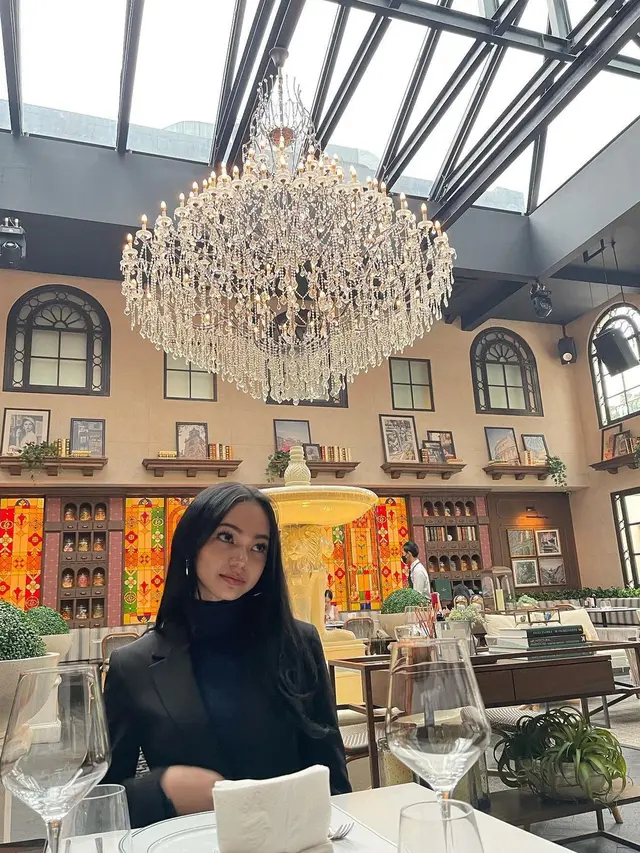 6 Potret Shabina Mecca Anak Bungsu Sarita Abdul Mukti, Disebut Mirip ...