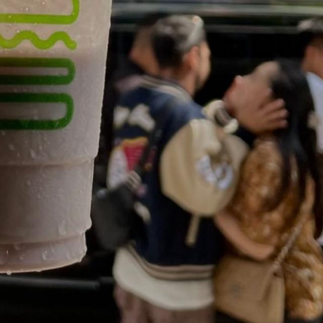 6 Momen Mesra Raffi Ahmad dan Nagita Slavina di New York, Bak ABG Pacaran - Hot Liputan6.com