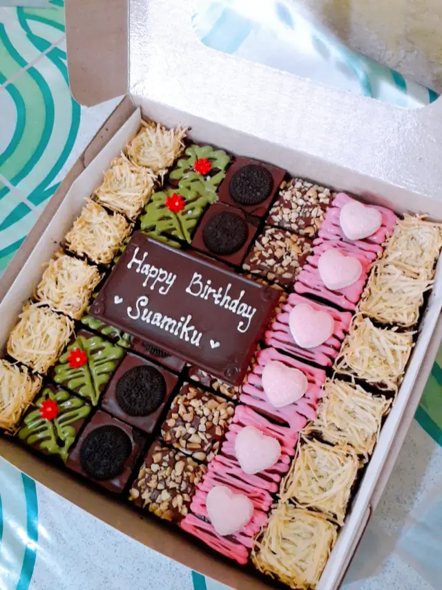 Icip-Icip Renyah dan Lembutnya Kue Buatan Dapur Dina, Bikin Nagih! - Lifestyle Liputan6.com