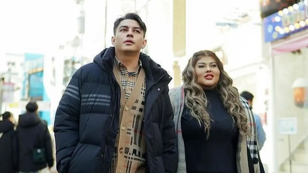 7 Potret Kebersamaan Shindy Samuel dan Suami, Selalu Romantis - Hot ...