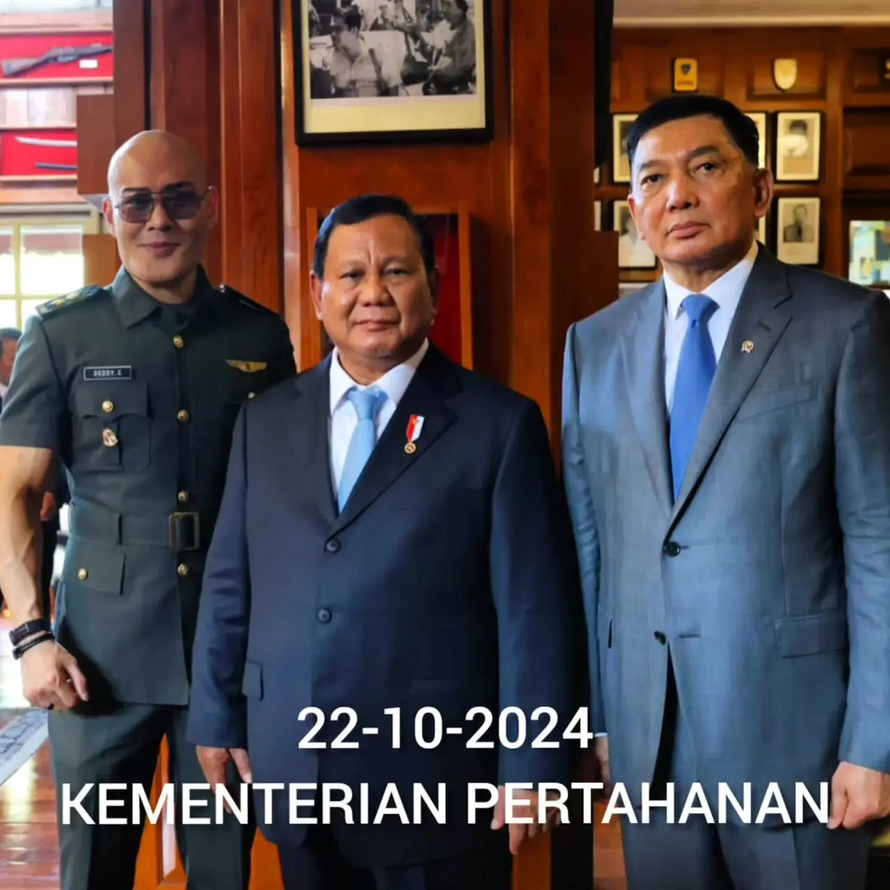 7 Potret Deddy Corbuzier Dilantik Stafsus Menhan RI, Tetap Jabat Letkol ...