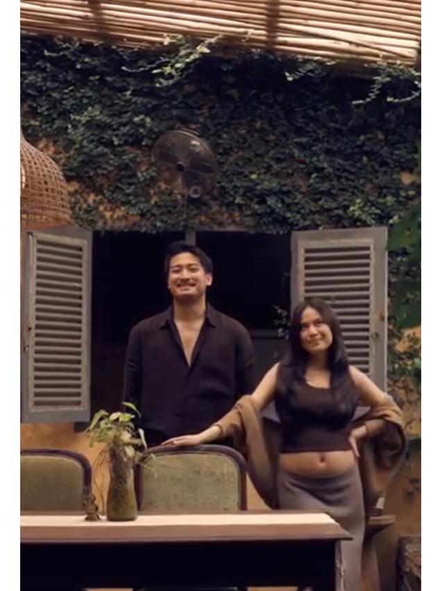 Hanggini Umumkan Kehamilan Pertama, Ini 6 Potret Maternity Pamer Baby Bump