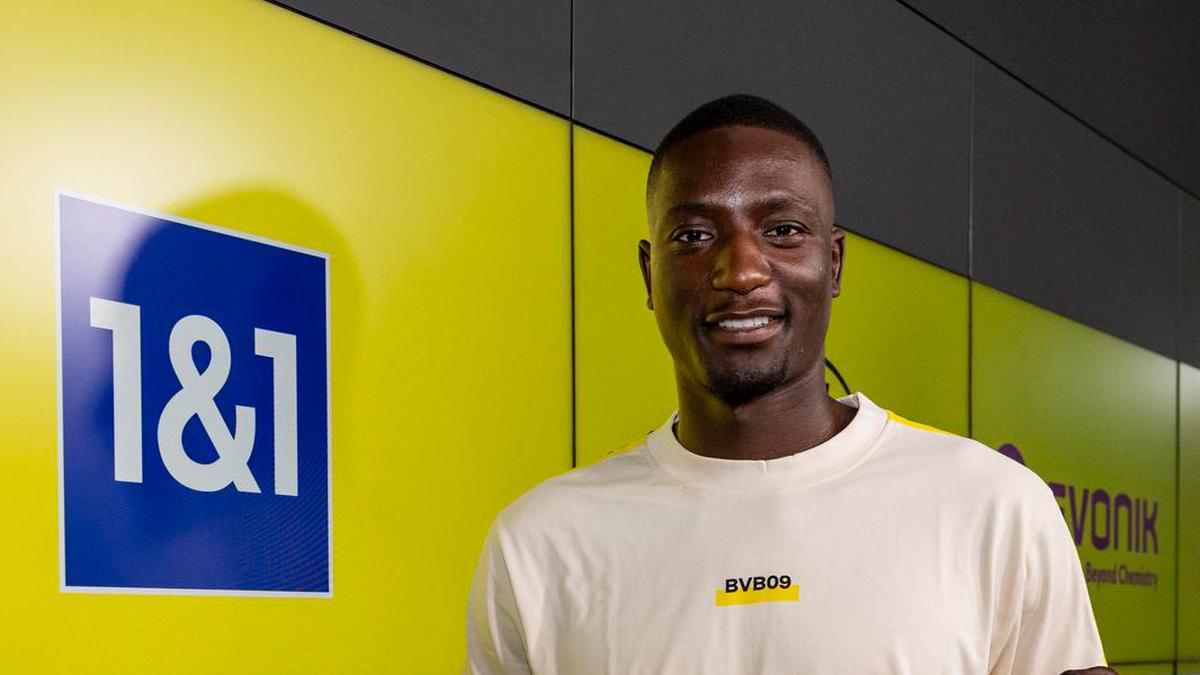 Dortmund Resmi Rekrut Striker Stuttgart Serhou Guirassy - Foto Liputan6.com