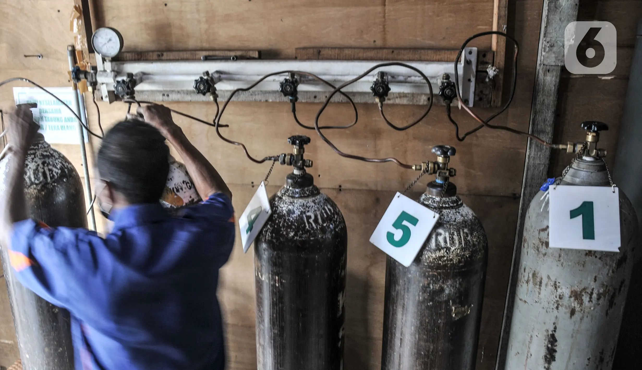 FOTO: Permintaan Oksigen Medis Kembali Meningkat - Foto Liputan6.com