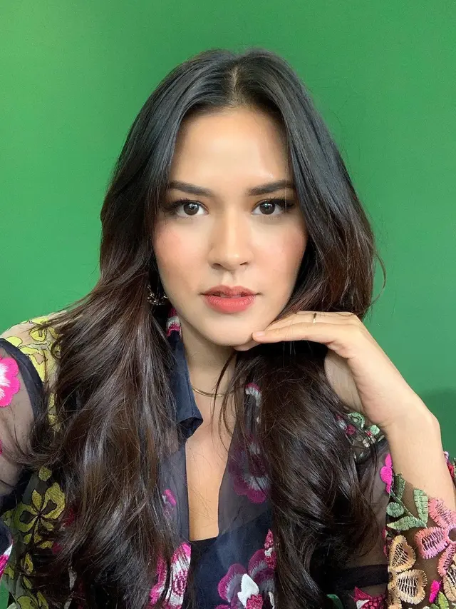 Reaksi Tak Terduga Raisa Saat Mendengar Lagi Lagu Serba Salah: Anak ...