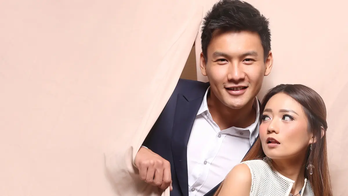 Fendy Chow Kuras Dompet demi Stella Cornelia - Entertainment Fimela.com