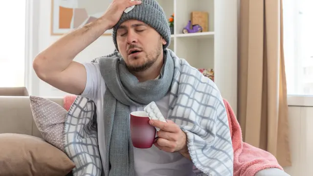 6 Penyebab Munculnya Penyakit Tifus yang Perlu Diperhatikan - Ragam ...