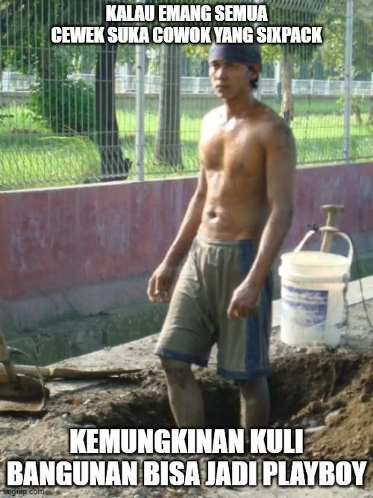 6 Meme Lucu Kuli Bangunan Saat Bekerja Ini Bikin Ngakak - Hot Liputan6.com