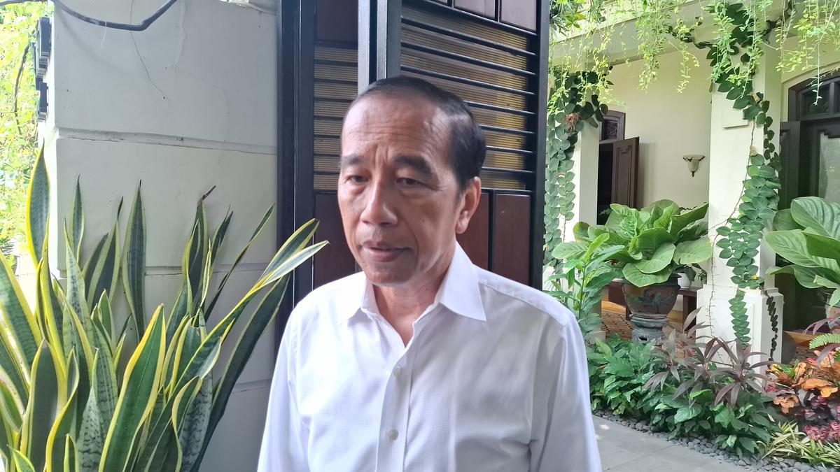 Jokowi Blak-blakan Alasan Nebeng Mobil Gibran Saat Pulang Hadiri HUT ...