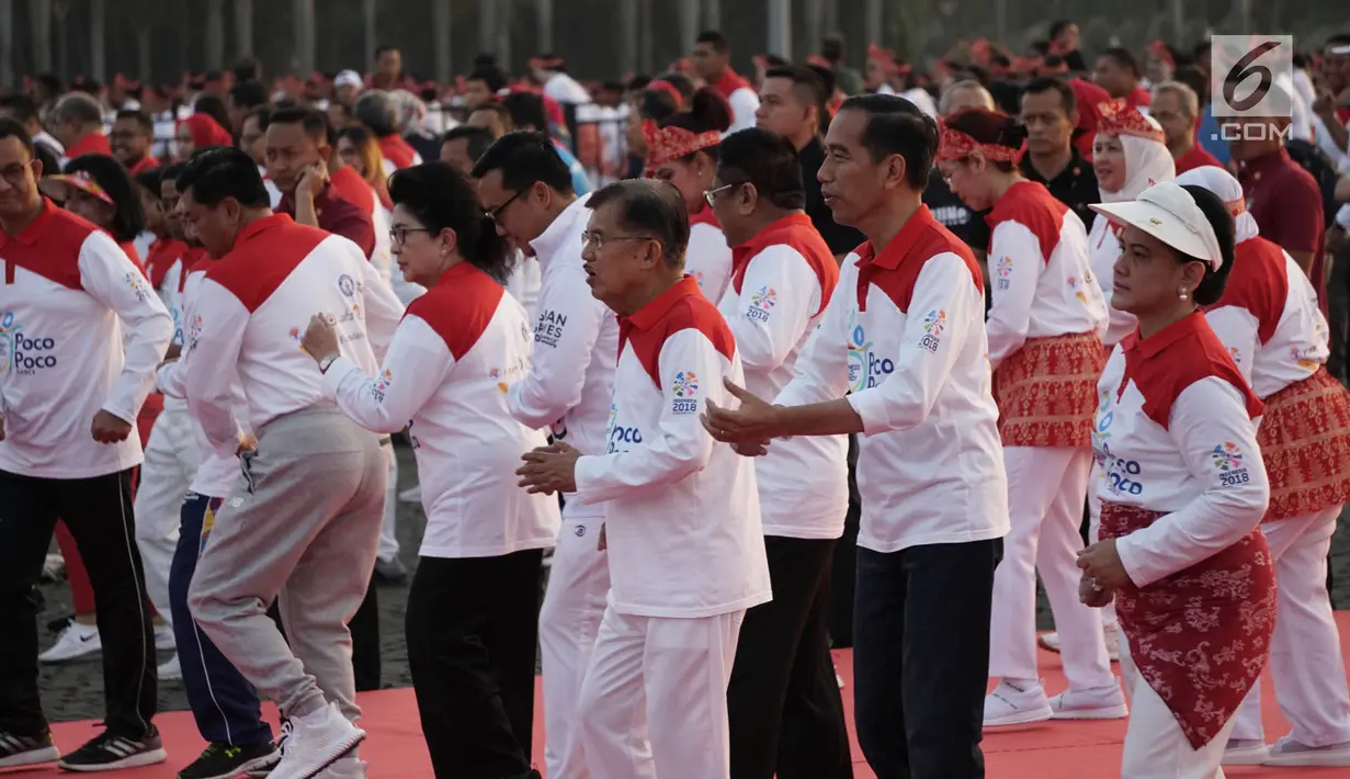 FOTO: Gaya Jokowi dan Jusuf Kalla Meriahkan Pemecahan Rekor Tari Poco ...