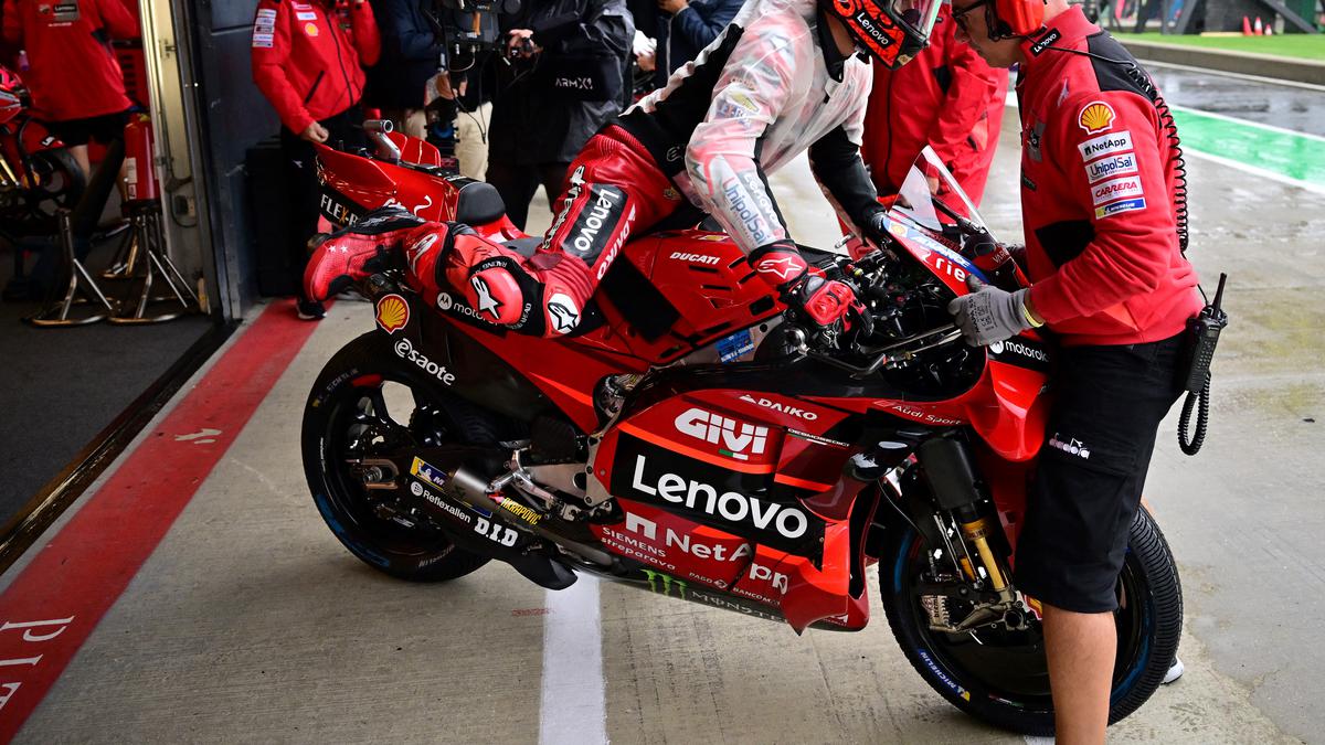 Gawat, Francesco Bagnaia Kesal Tak Bisa Kencang Jelang Balapan di ...