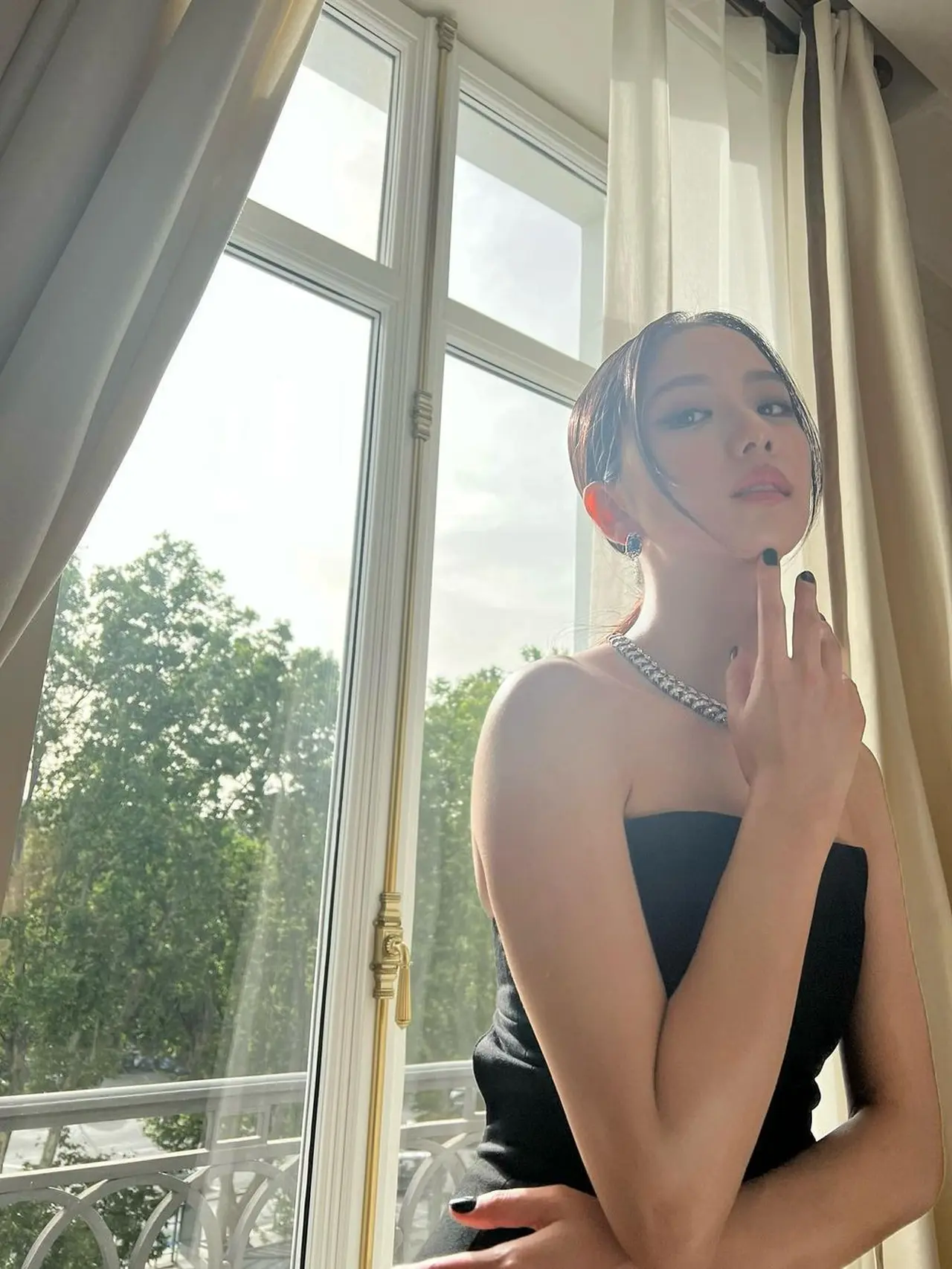 8 Pesona Jisoo Blackpink Hadiri Cartier Gala 2022 di Madrid, Banjir ...