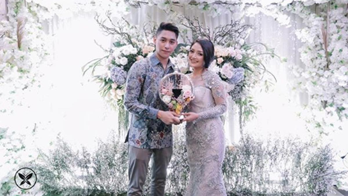 5 Fakta Manis Perjalanan Cinta Siti Badriah dan Krisjiana Baharudin