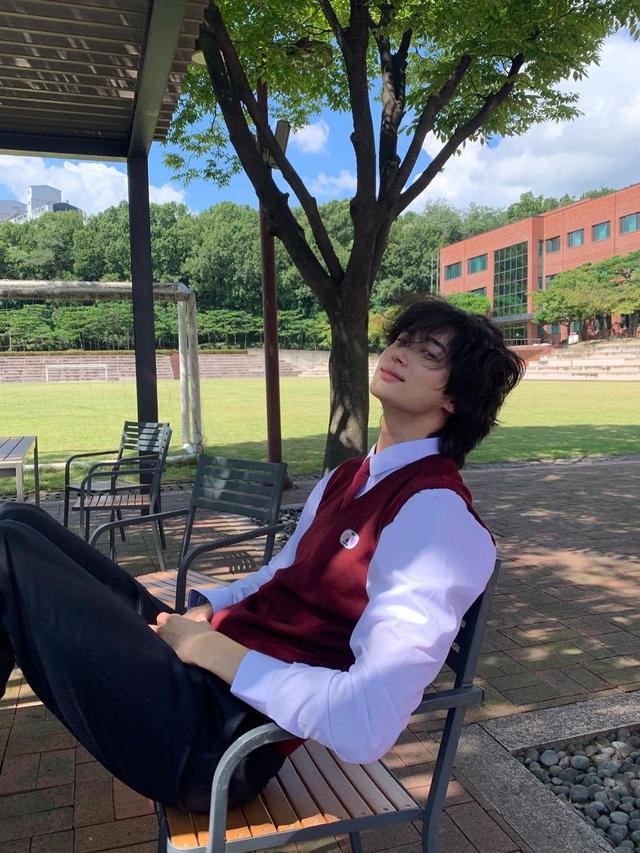 6 Fakta Byeon Woo Seok, Umur Sudah 31 tapi Masih Pas Jadi Anak SMA di ...