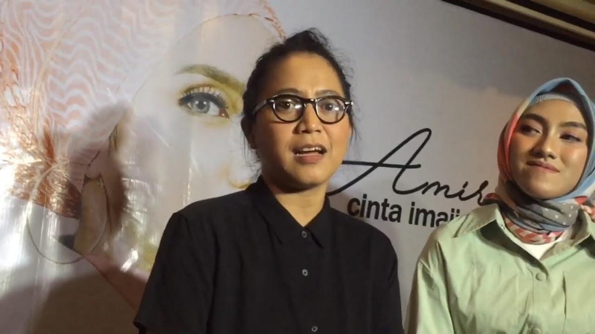 Dewiq Bikin Penyanyi Ini Menangis saat Nyanyikan Lagunya - ShowBiz ...