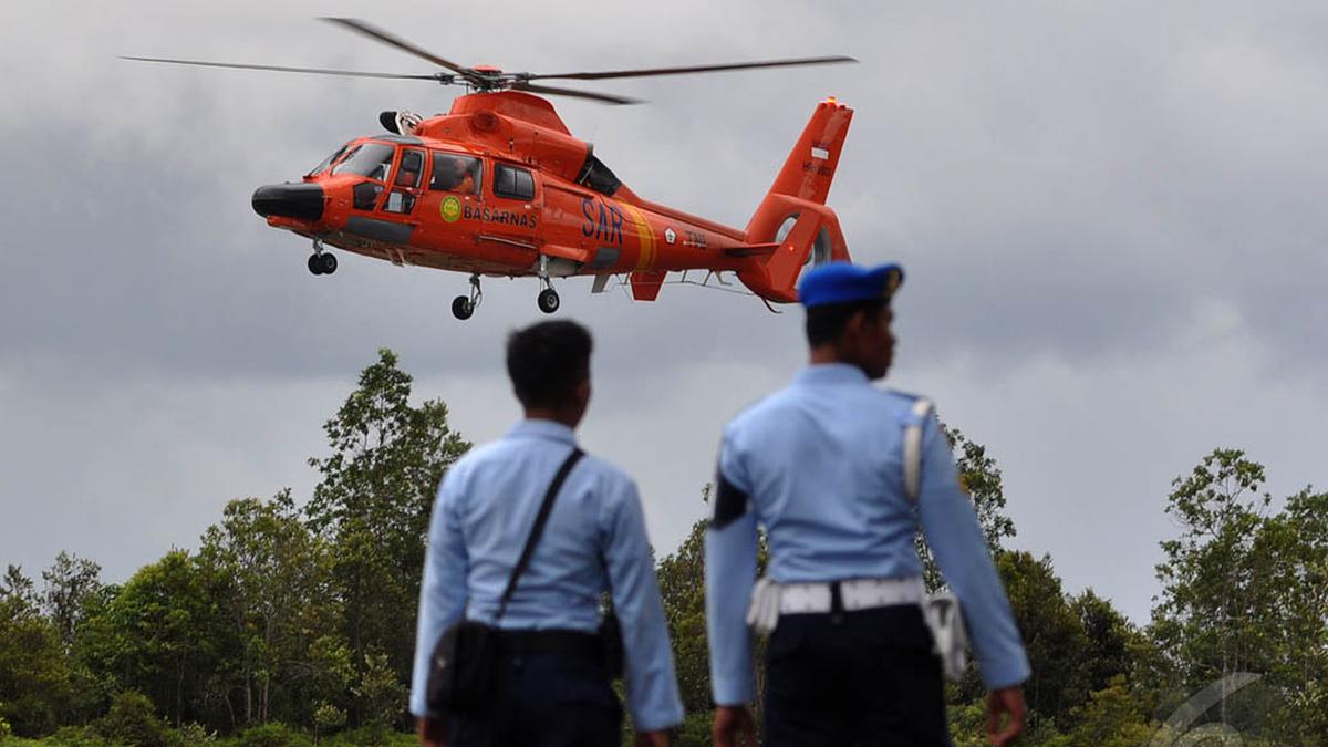 Kisah Pilot Helikopter Basarnas Saat Evakuasi Korban AirAsia