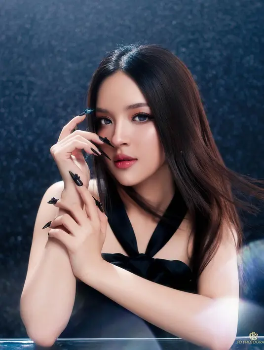 Penampilan Eca Aura dalam Pemotretan Terbaru Ini Banjir Pujian, Tampil ...