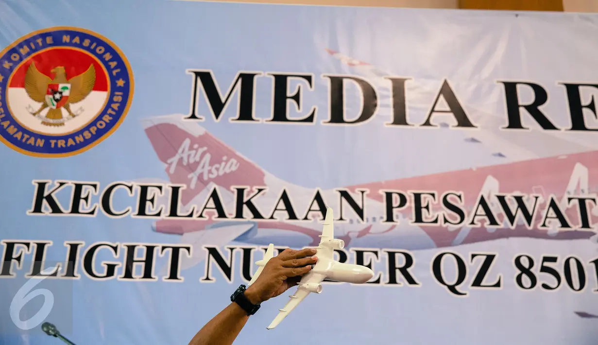 KNKT Beberkan Penyebab Kecelakaan AirAsia QZ 8501 - Foto Liputan6.com