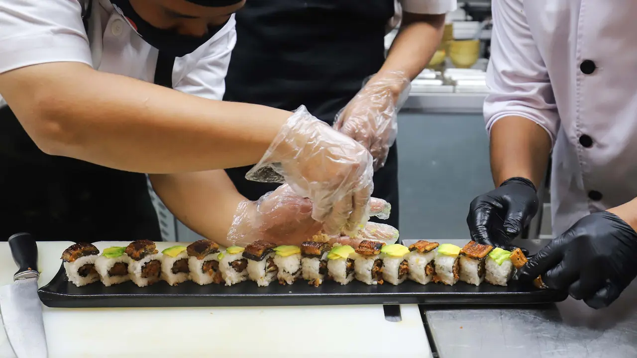 Sah, Ichiban Sushi Kantongi Sertifikat Halal Predikat A - On Off ...