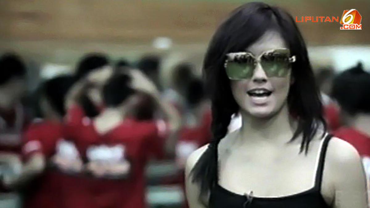 VIDEO: Konser 20 Tahun Berkarya, Agnes Monica: Ini Sebuah Proses