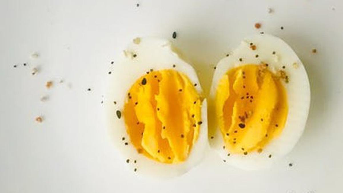 Trik Rebus Telur Hanya dalam 5 Menit Saja - Lifestyle Fimela.com