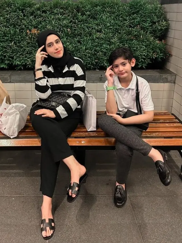 9 Potret Anak Artis yang Sudah Belajar Agama Sejak Kecil dan Hingga Jadi Hafiz Al-Qur’an ...