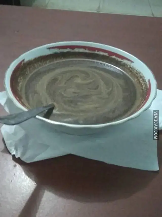 8 Potret Cara Orang Minum Kopi Ini Nyeleneh Banget, Bikin Geleng Kepala - Hot Liputan6.com