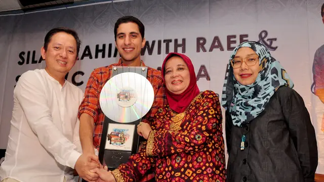 CD-nya Laku Keras, Raef Haggag Berhasil Raih Platinum - ShowBiz ...
