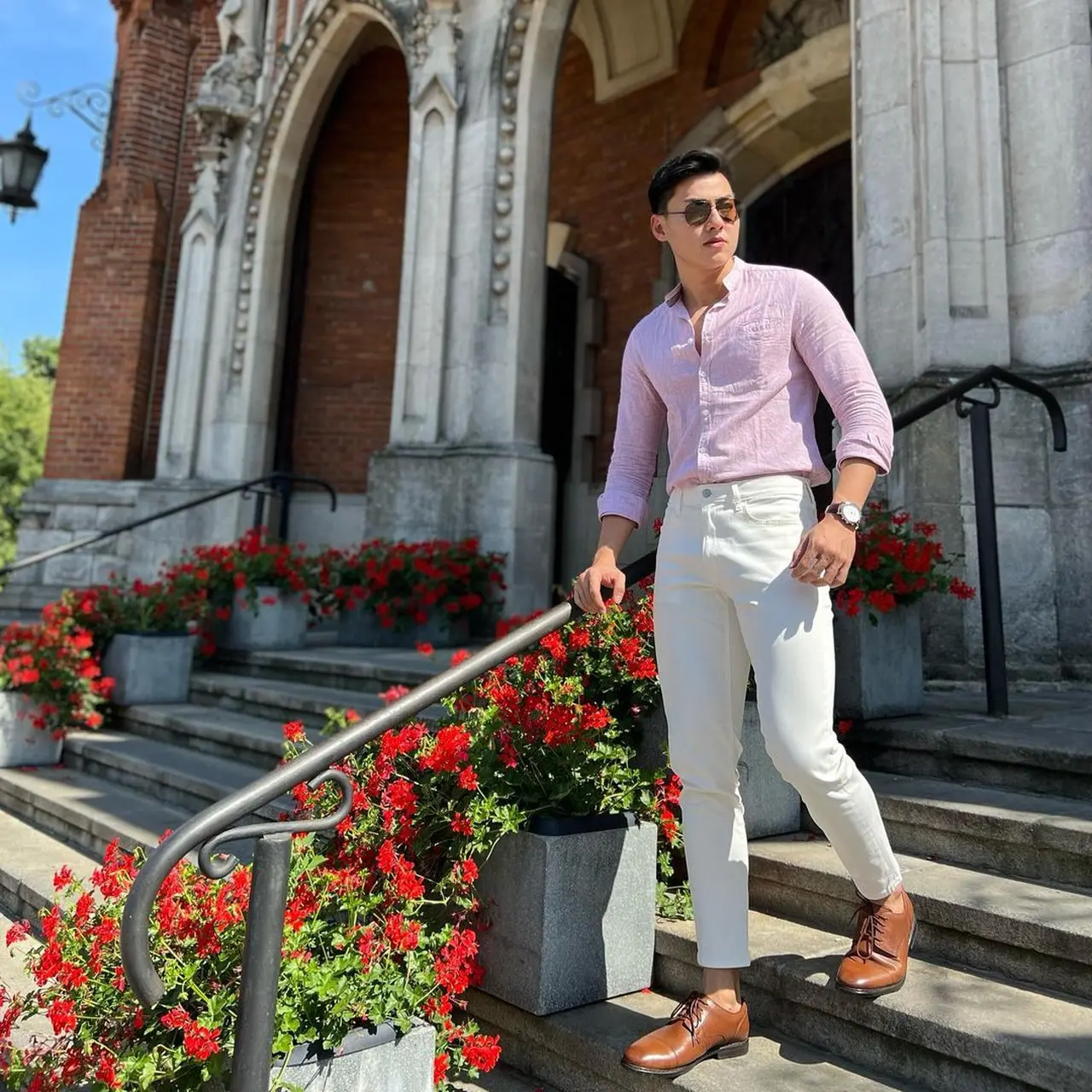 7 Potret Kekar Matthew Gilbert, Wakil Indonesia di Mister Supranational ...