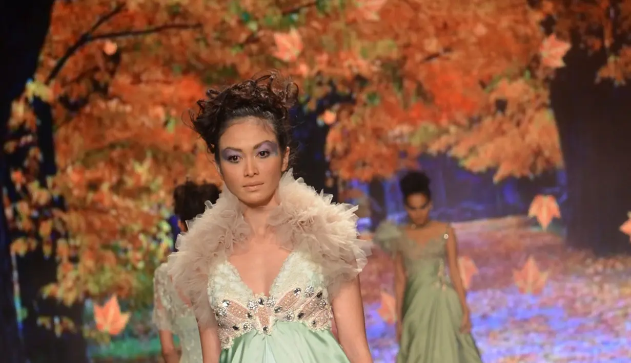 Sekuen Busana Cocktail II - Photo Fimela.com