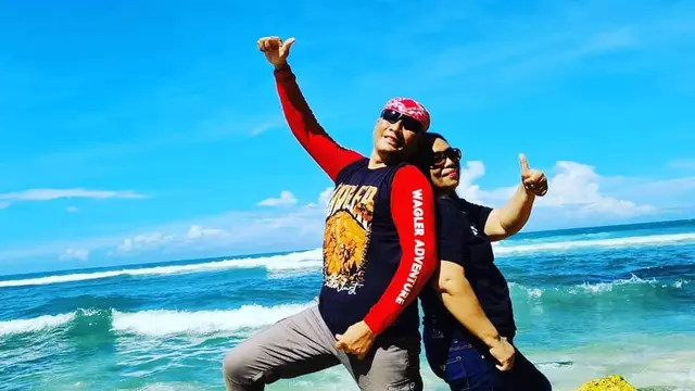 6 Potret Kebersamaan Heru Si Gundul dan Istri yang Jarang Tersorot ...