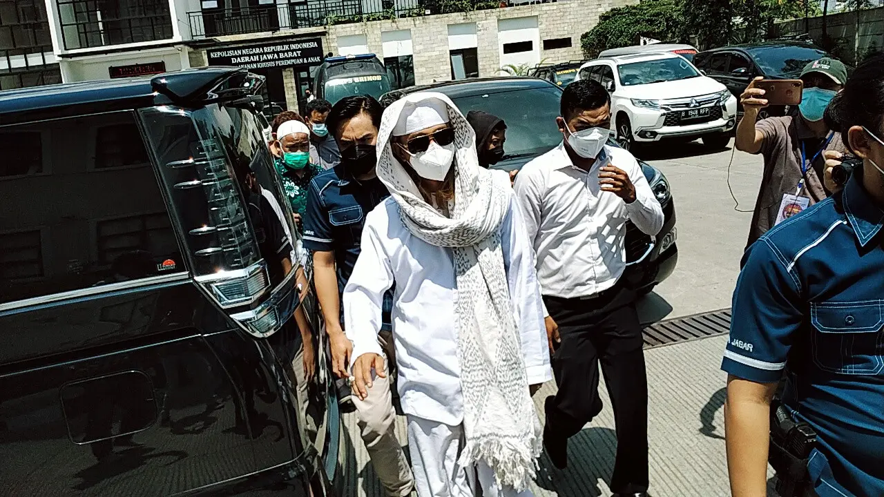 Dikabarkan Jadi Korban Penembakan, Pengacara: Habib Bahar bin Smith ...