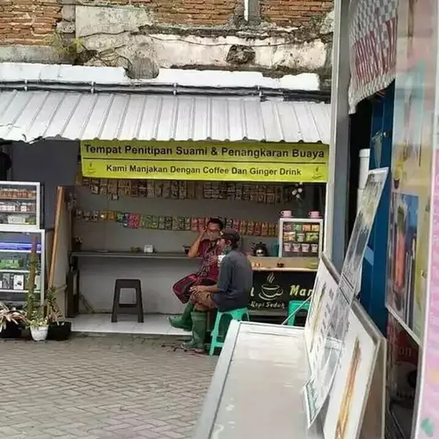 6 Tulisan di Warung Kopi Ini Kocak, Bikin Pembeli Mengerutkan Kening ...
