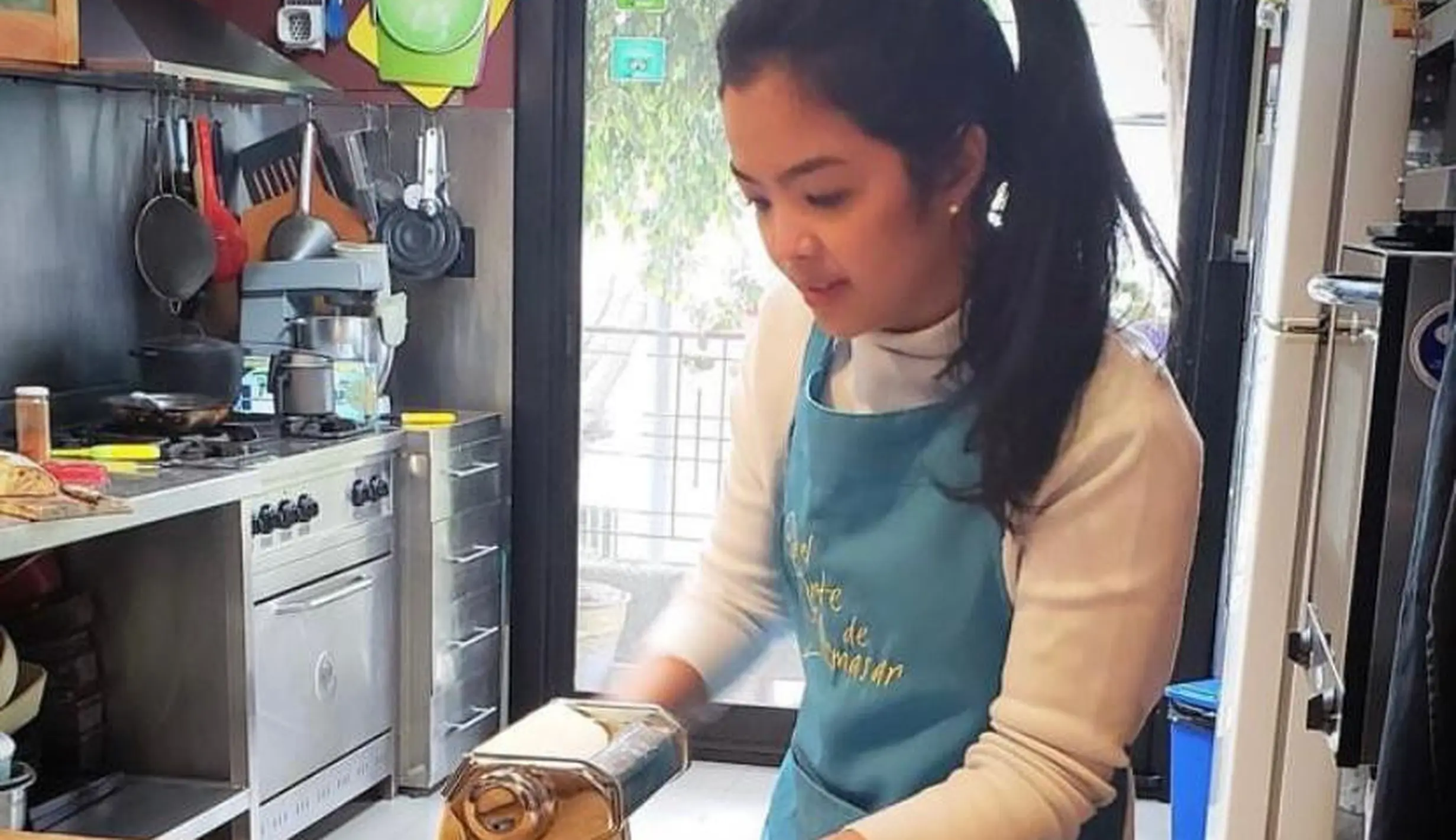 8 Potret Niena Kirana Istri Dito Ariotedjo yang Baru Dilantik Jadi ...