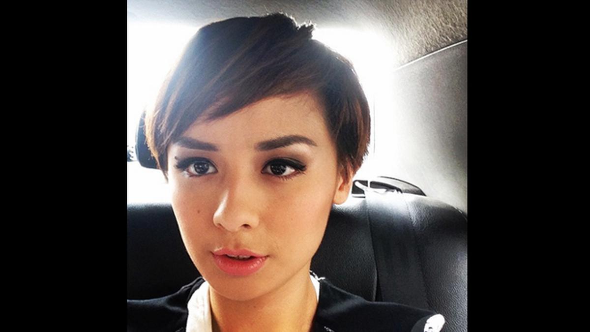 Rambut Pendek Bikin Joanna Alexandra Tampil Beda - ShowBiz Liputan6.com