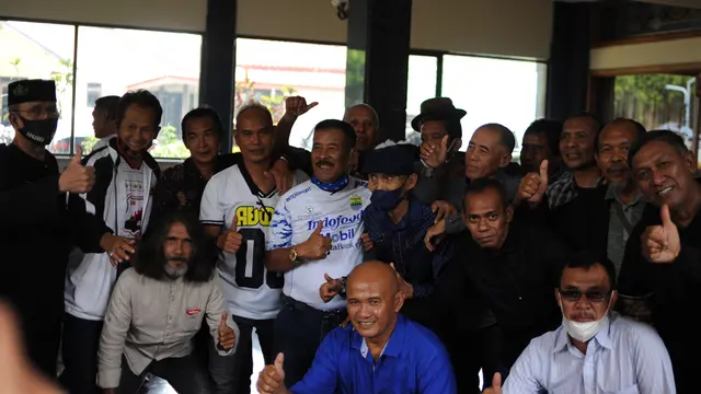 Persib Genap Berusia 89 Tahun, Umuh Muchtar Merayakan Bersama Legenda ...